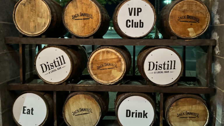 Distill: Your Neighborhood Bar in Summerlin