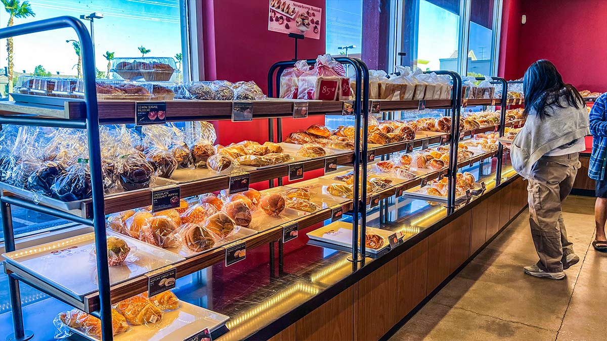 85°C Bakery Cafe: Pastry Lover’s Paradise