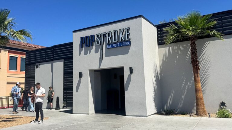 PopStroke at Town Square: Mini Golf & More