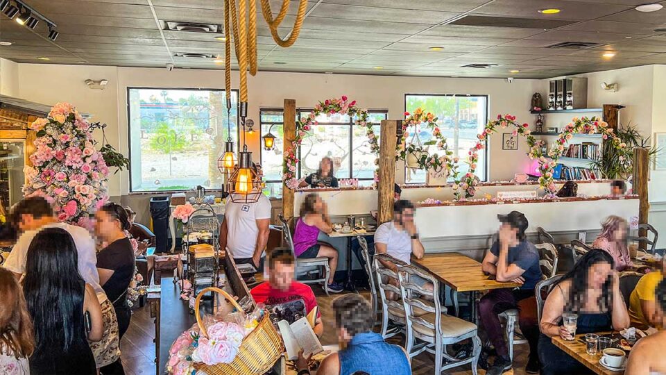 Rosallie Le French Cafe: Pastries in the Desert