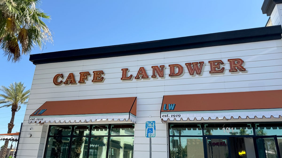 Café Landwer at Boca Park: Israeli Flavors Brewed in Style