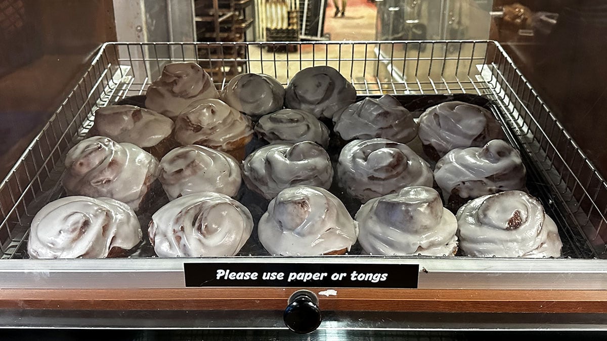 Great Buns Bakery: Baking Doughs of Delights Since 1982